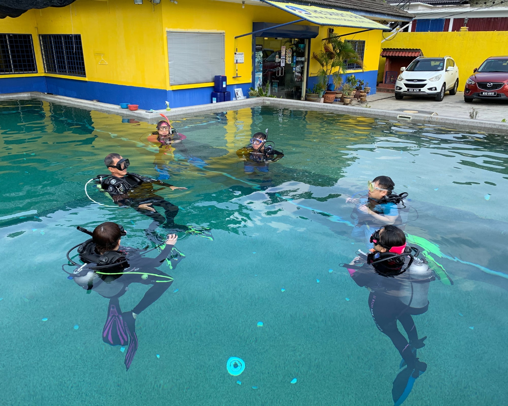 PADI Scuba Diving Courses in Kuala Lumpur | PJ Dive Center | Scuba ...